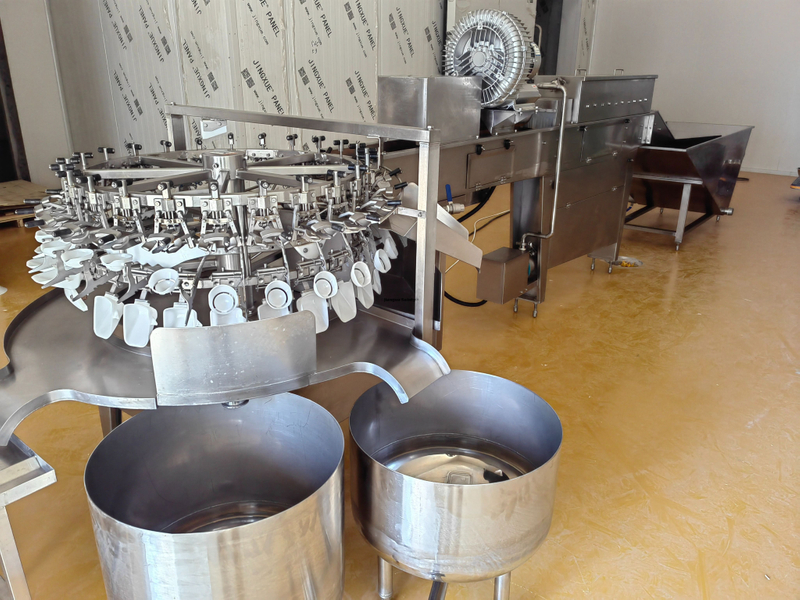 Egg Breaker Egg Breaking Machine - Buy Egg breaking machine, Egg breker ...